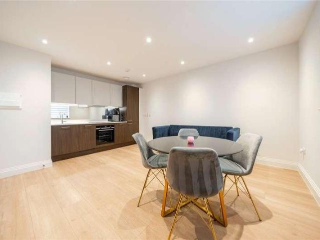 1 bed flat for sale