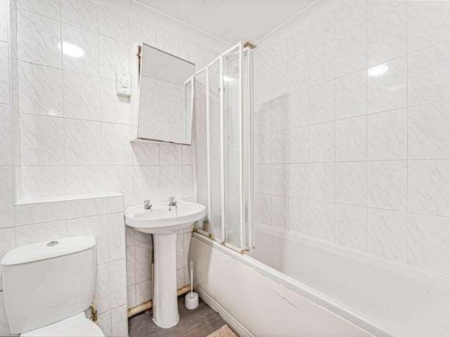 1 bed flat for sale