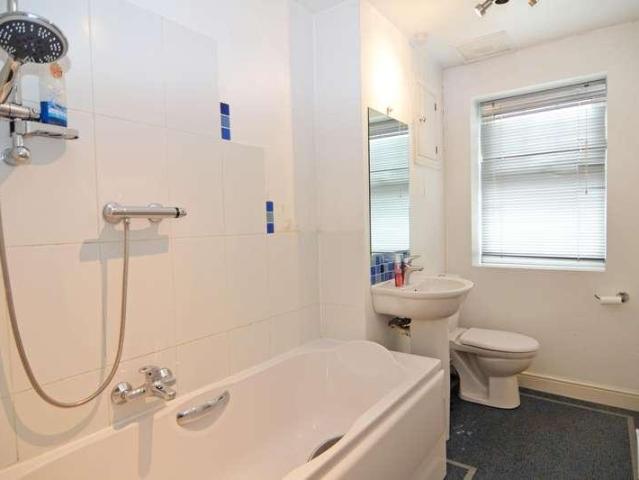 1 bed flat for sale