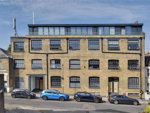 1 bed flat for sale