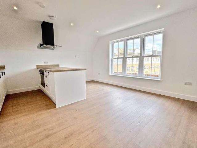1 bed flat for sale