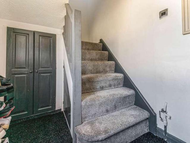 1 bed flat for sale