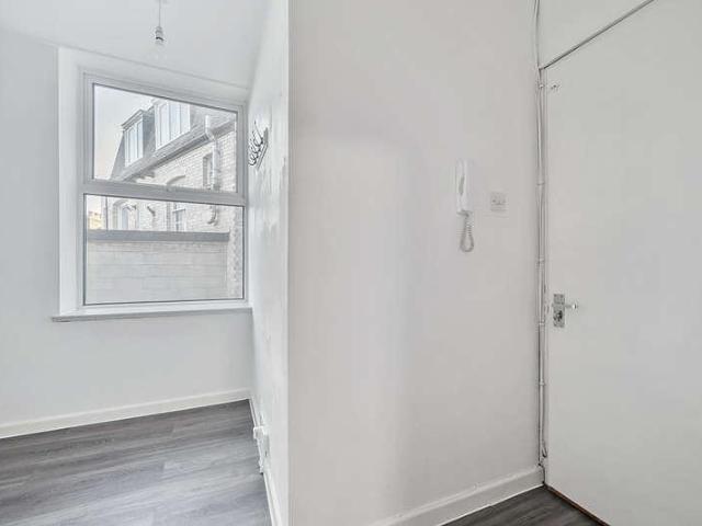 1 bed flat for sale