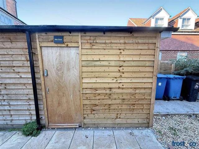 1 bed flat for sale