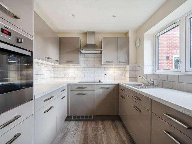 1 bed flat for sale