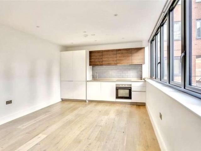 1 bed flat for sale