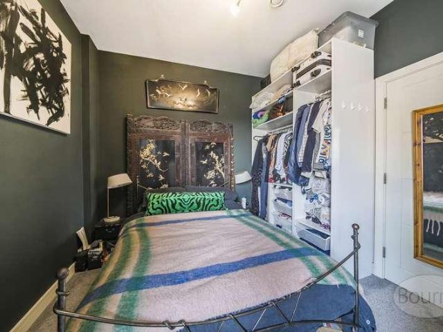 1 bed flat for sale