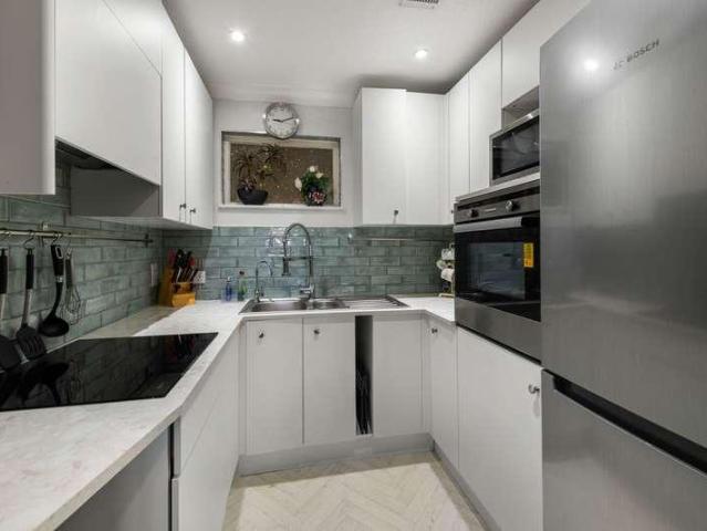 1 bed flat for sale