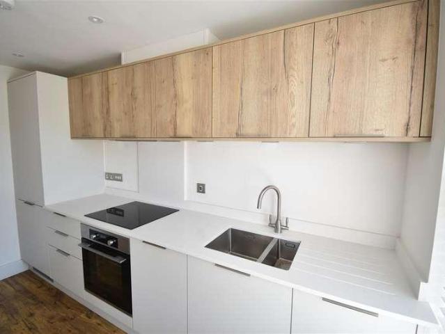 1 bed flat for sale