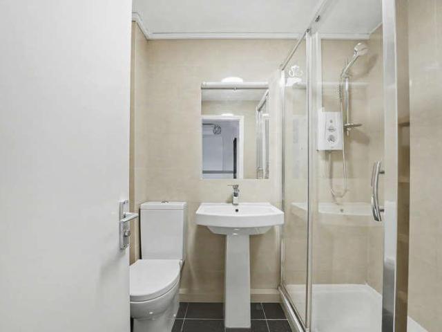 1 bed flat for sale