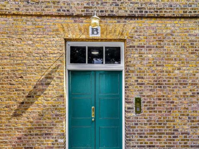 1 bed flat for sale