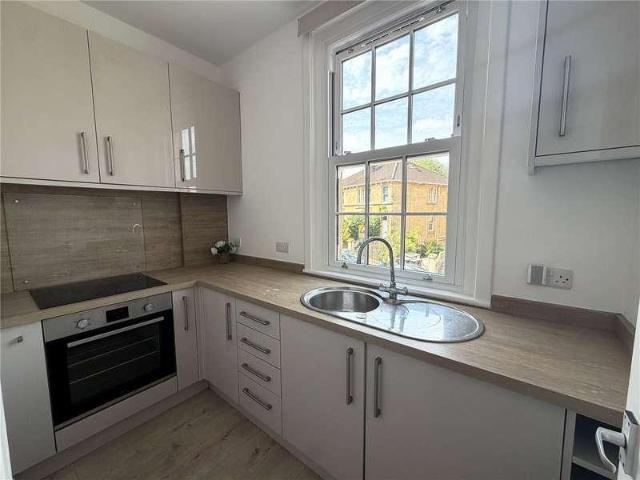 1 bed flat for sale