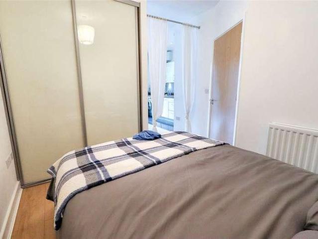 1 bed flat for sale