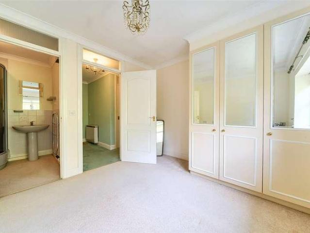 1 bed flat for sale