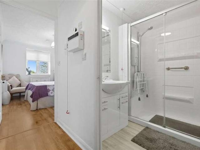 1 bed flat for sale