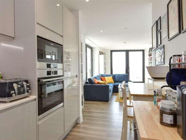 1 bed flat for sale