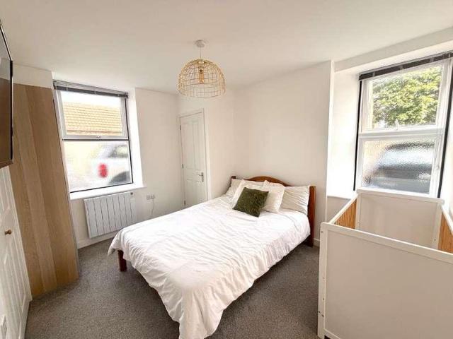 1 bed flat for sale