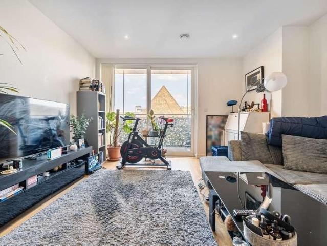 1 bed flat for sale