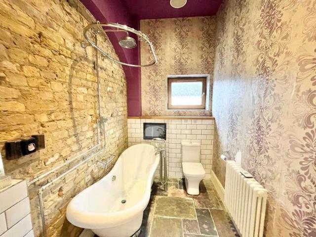 1 bed flat for sale
