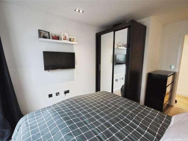 1 bed flat for sale