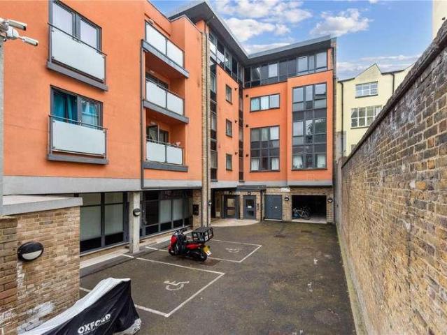 1 bed flat for sale