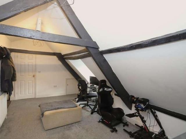 1 bed flat for sale