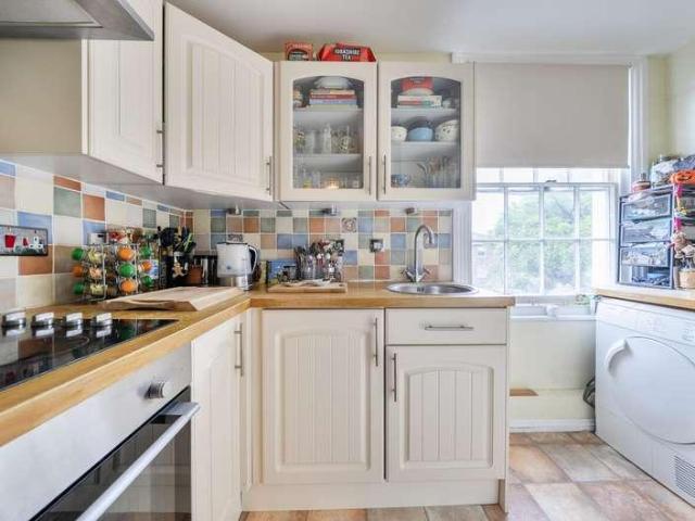 1 bed flat for sale