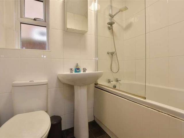 1 bed flat for sale