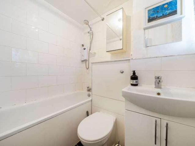 1 bed flat for sale