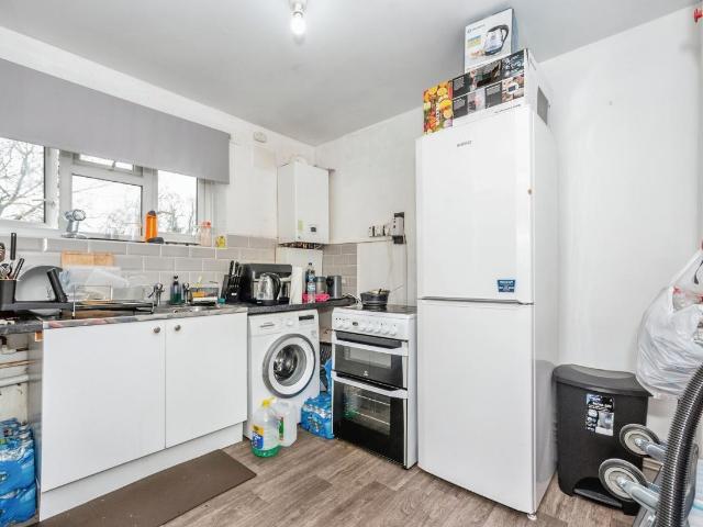 1 bed flat for sale