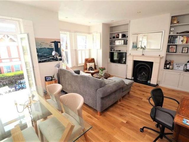 1 bed flat for sale