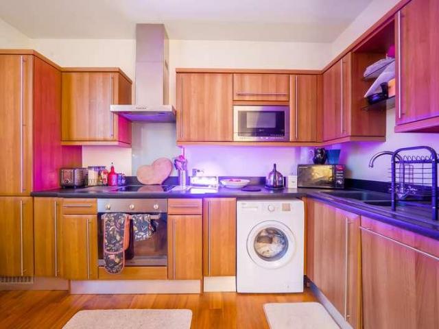 1 bed flat for sale