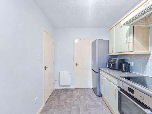 1 bed flat for sale