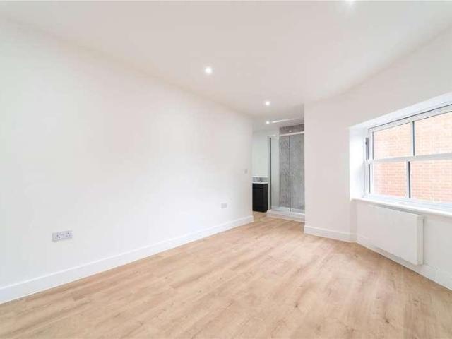 1 bed flat for sale