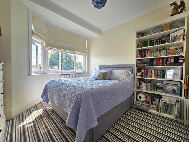 1 bed flat for sale