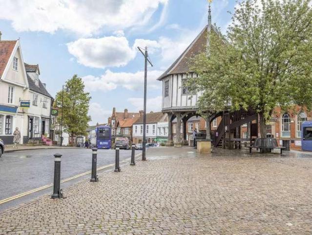1 bed flat for sale