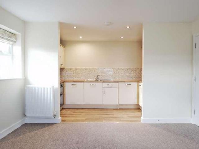 1 bed flat for sale