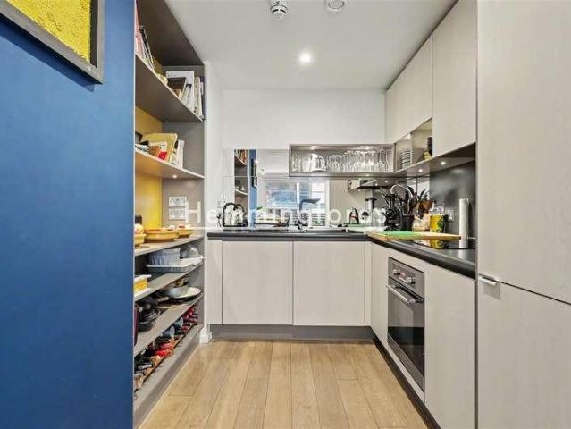 1 bed flat for sale