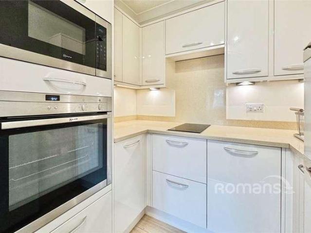 1 bed flat for sale