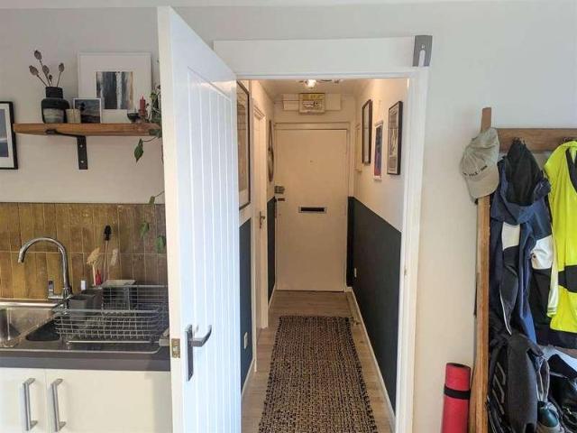 1 bed flat for sale