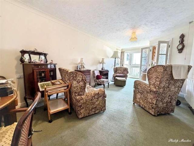 1 bed flat for sale