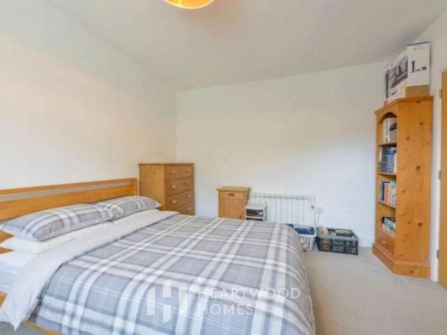 1 bed flat for sale