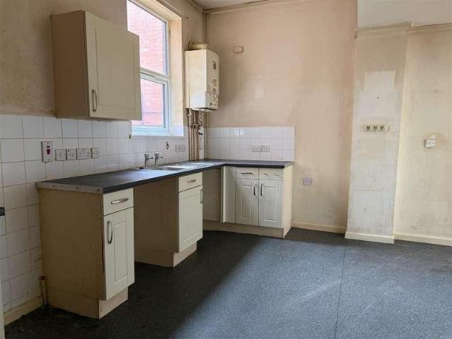 1 bed flat for sale