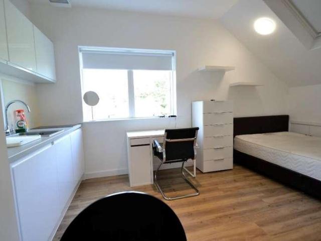 1 bed flat for sale