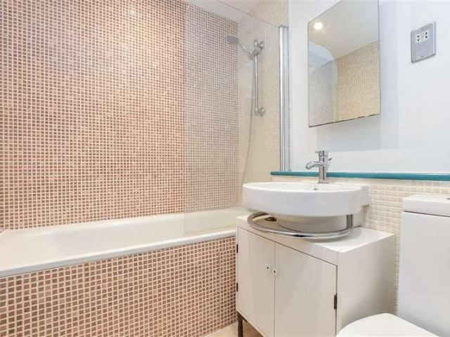 1 bed flat for sale