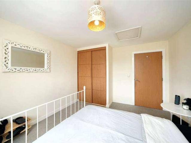 1 bed flat for sale