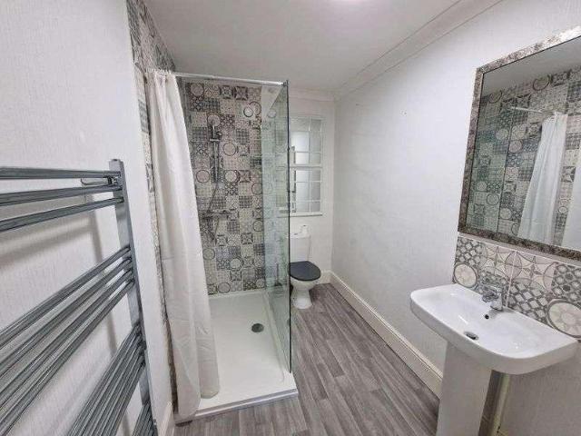1 bed flat for sale