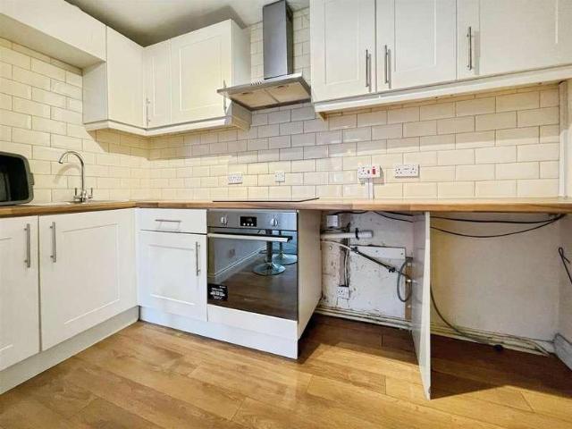 1 bed flat for sale