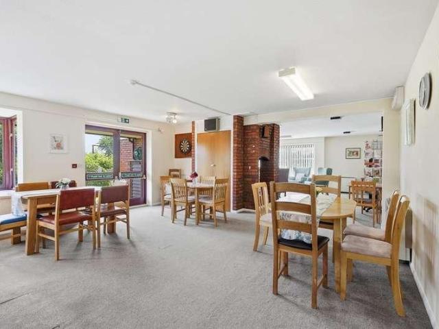1 bed flat for sale