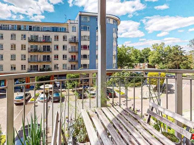 1 bed flat for sale